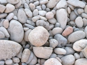 2-6 Round River Rock-pile zoomed - Best Buy In Town Landscape Supply